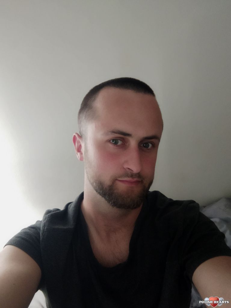 Handsome Polish man: user: Nexiorek, 29 years old